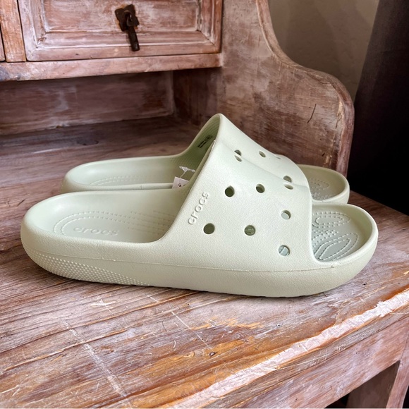 CROCS | Shoes | Nwt Crocs Classic Slide V2 Size Women Men 8 Seafoam ...